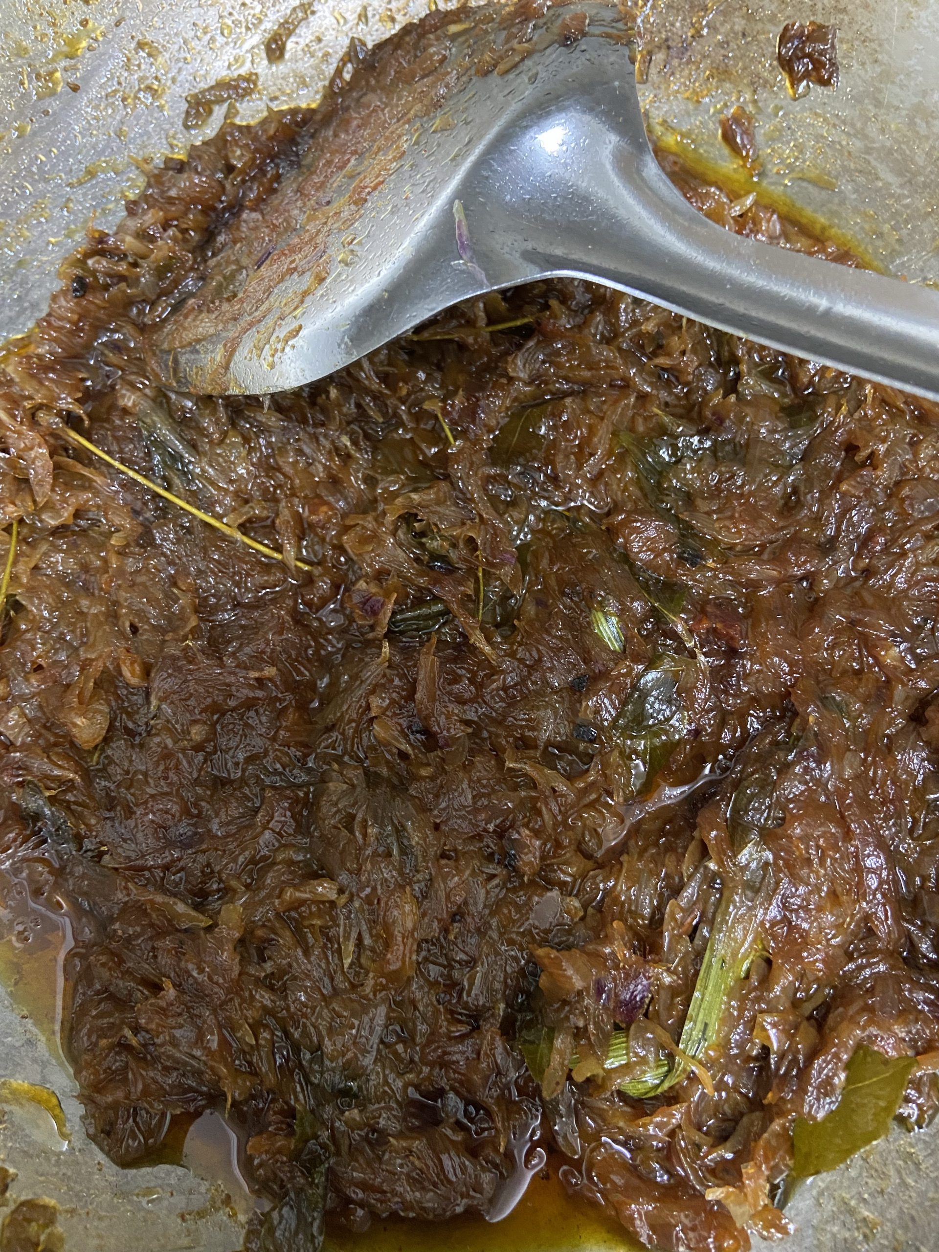 Seeni Sambol Recipe (Sri Lankan, Sinhala) – Leaf Blogazine
